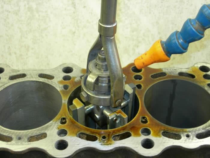 precision honing - ENGINE RECON | McMurray Tractors